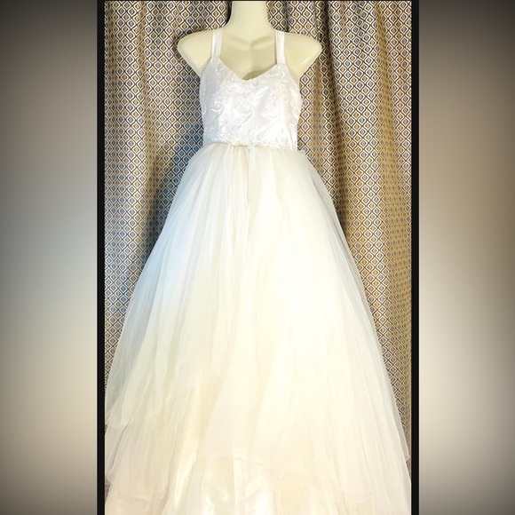 M&Z | Dresses | Brida Dress Very Beautiful And Allegiant White With ...